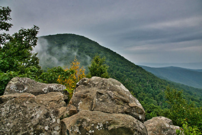 Hogback Mountain Loop - The Hoppy Hikers